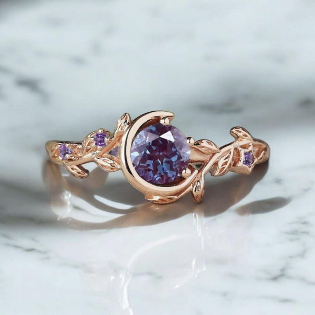 Crescent Moon Star Alexandrite Engagement Ring, Round Color-change ...