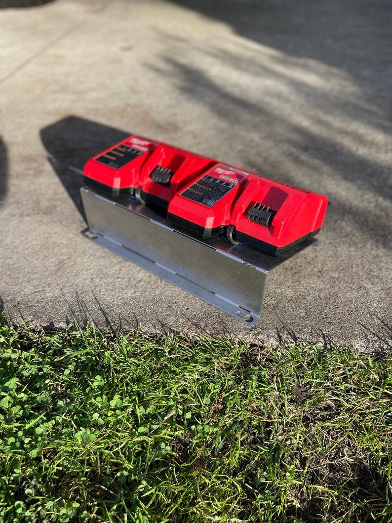 Double Battery Charger Mount Milwaukee M18v M12v Angled Quick Release ...