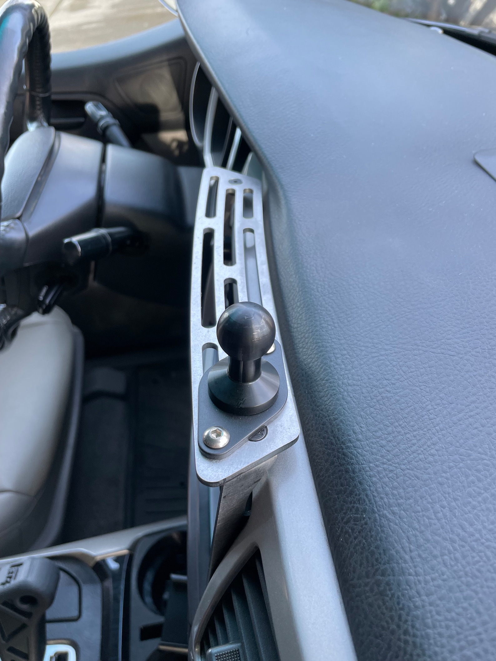 2003-2009 Toyota 4runner Dash Accessory Mount for Phones Ham Radios ...