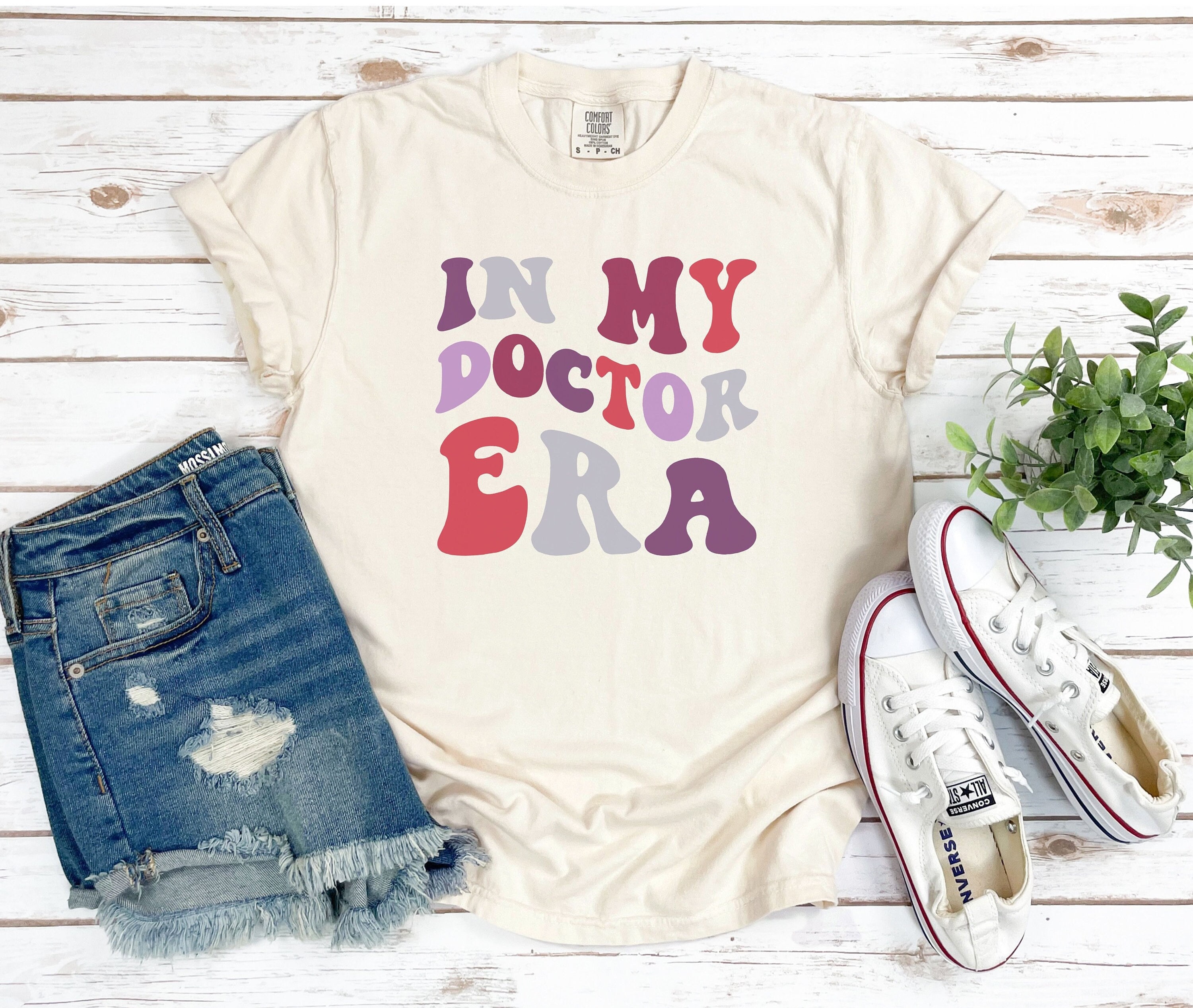 Retro Doctor Shirt for Her, Funny Doctor Tshirt, in My Doctor Era Shirt ...