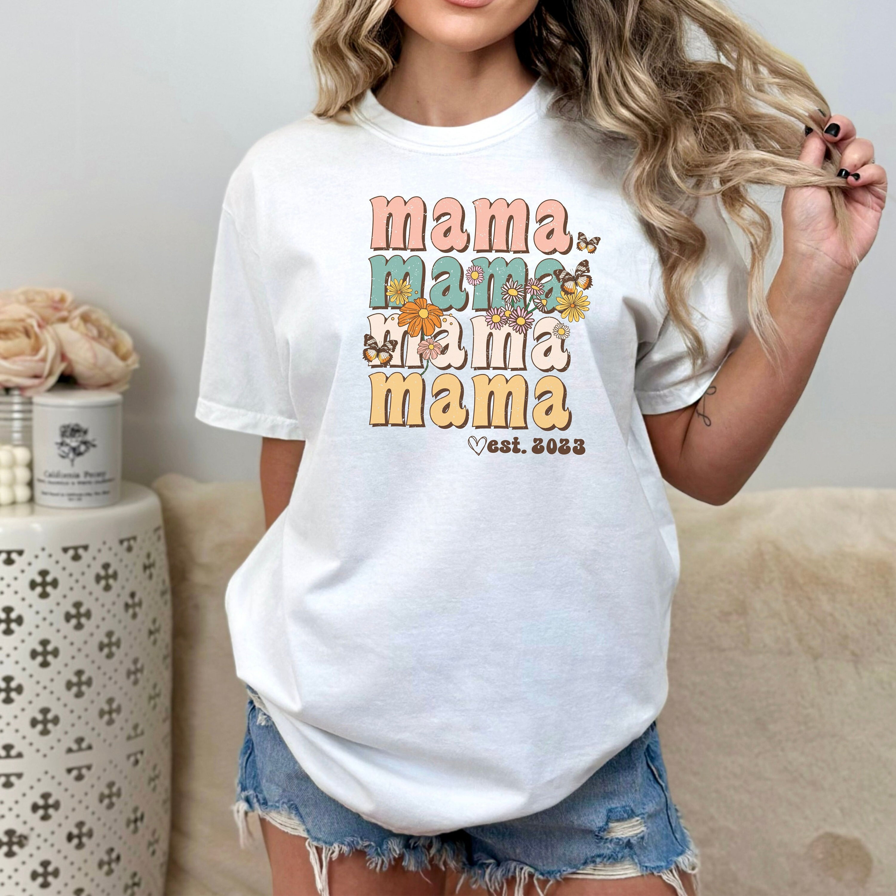 Personalized Comfort Colors® Retro Floral Mama T-shirt, Mom Shirt for ...