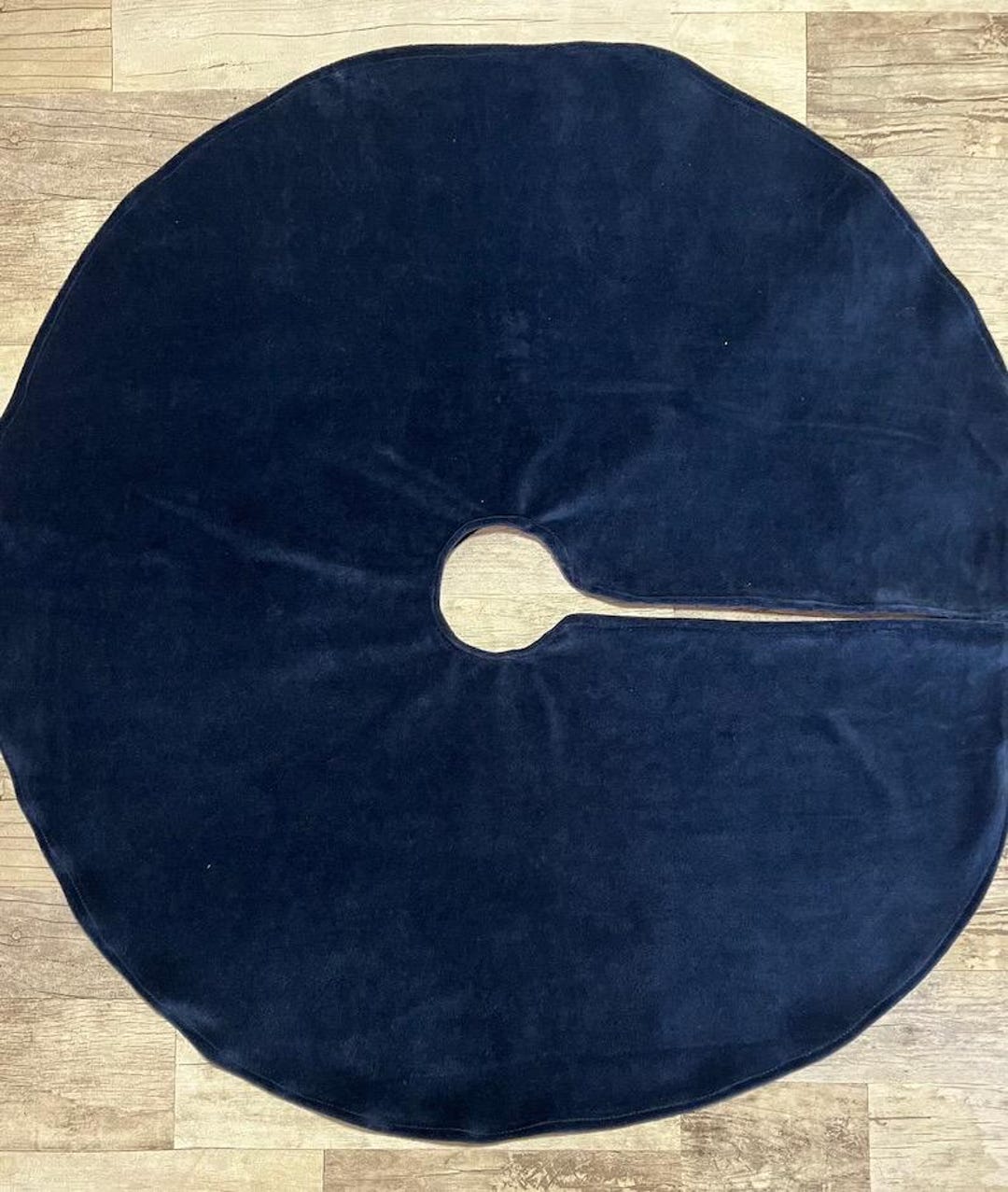 NEC Navy Blue Velvet Christmas Tree Skirt: Holiday Decor - Etsy