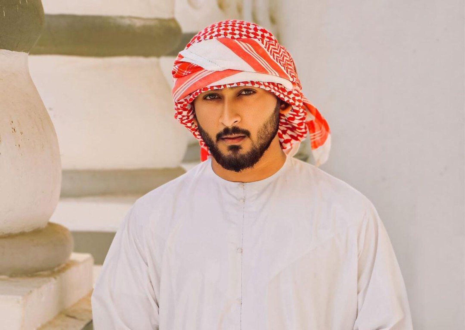 Men's Saudi Arabic Thobe Jubba Dishdasha Long Sleeve Robe Ramadan ...