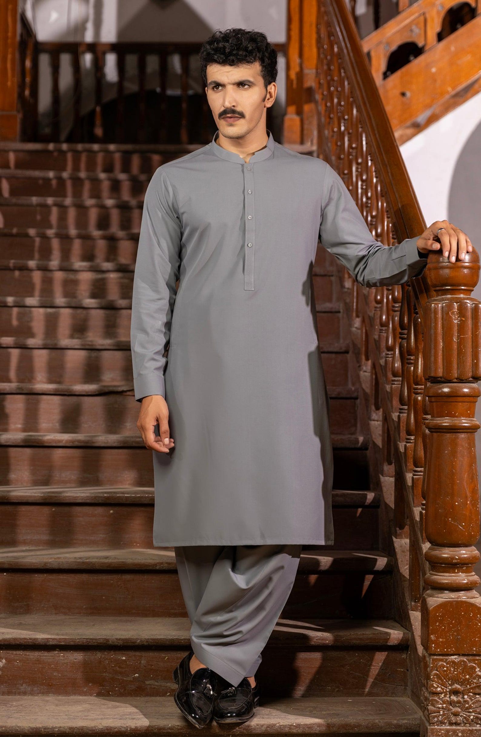 Men's Shalwar Kameez Designer Latest Designs, Pakistani Mens Shalwar ...