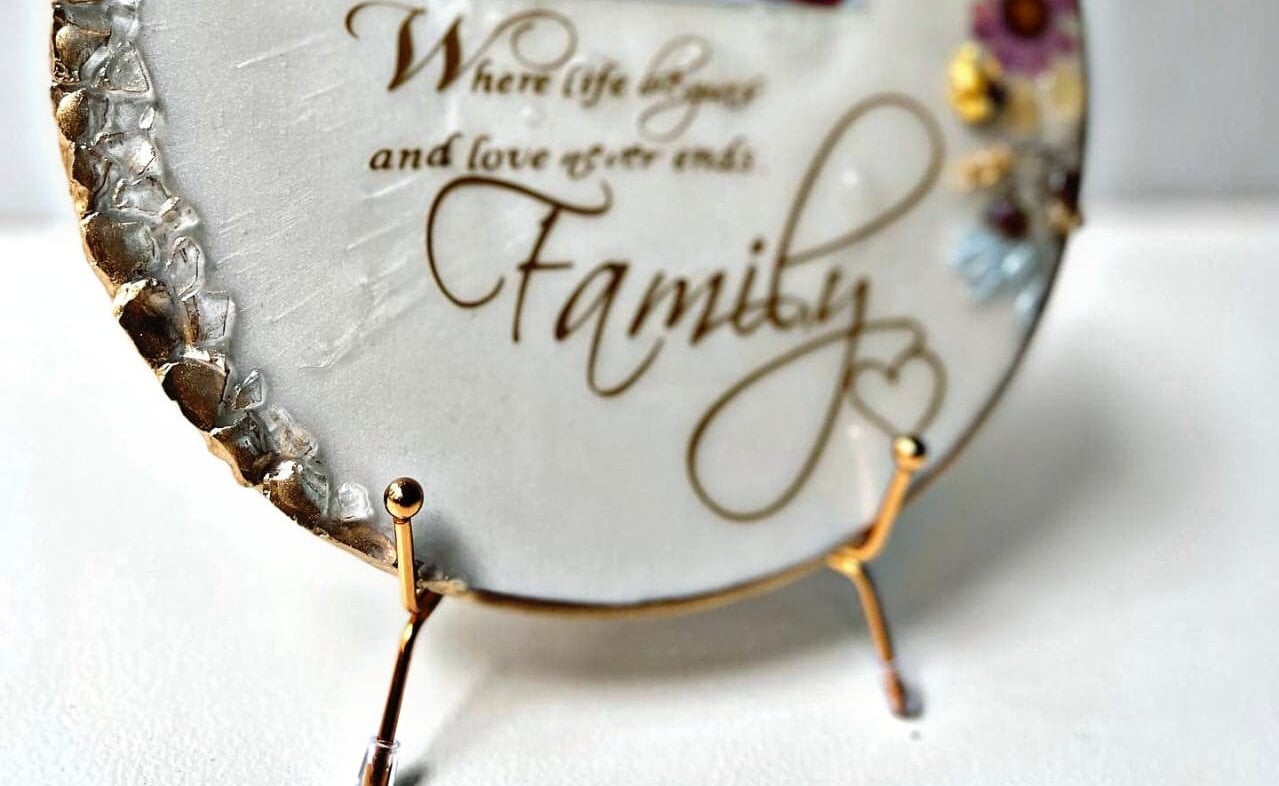 Beuty of Resin Family Resin Frame Resin Art Frame Handmade Dry Flower's ...