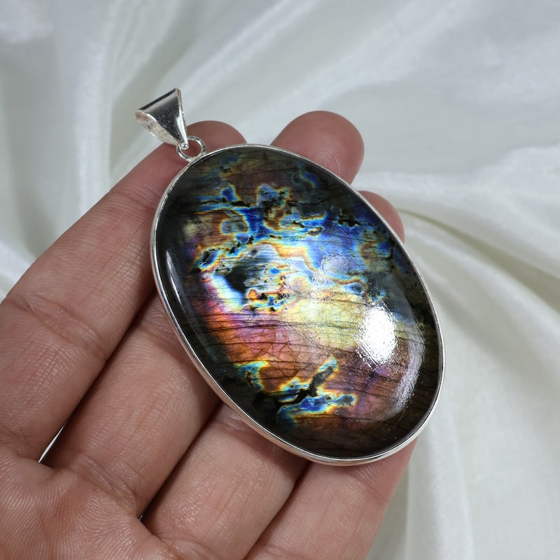 Spectrolite Pendant - Etsy