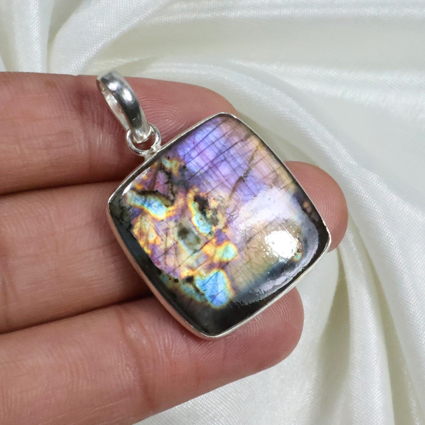 Purple Spectrolite Labradorite Pendant, 925 Sterling Silver Bezel ...