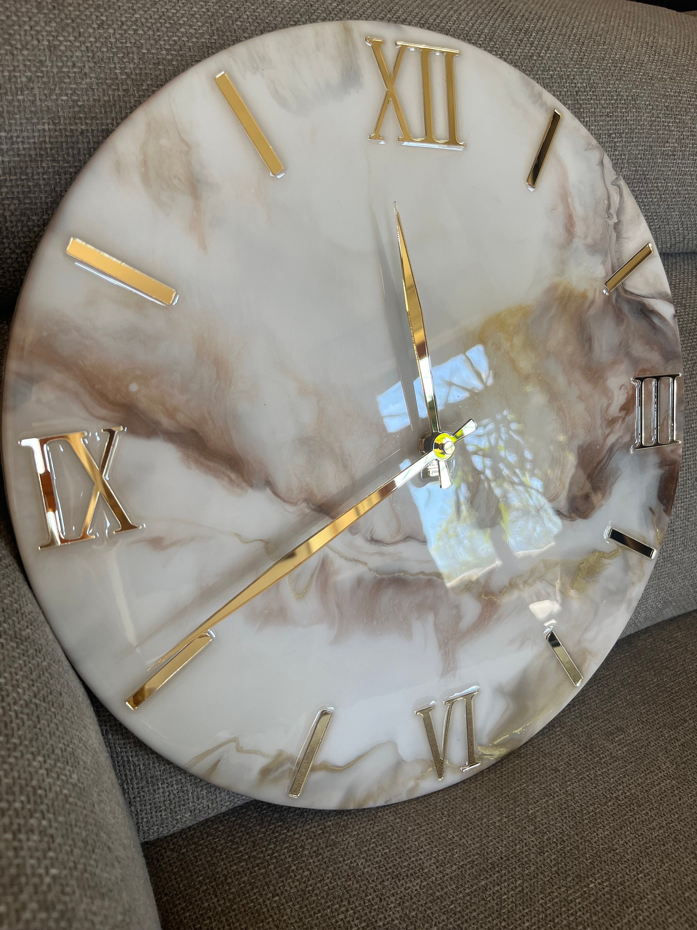 Wedding Gift Clock Light Beige Elegant Resin Marble Wall Clock With ...