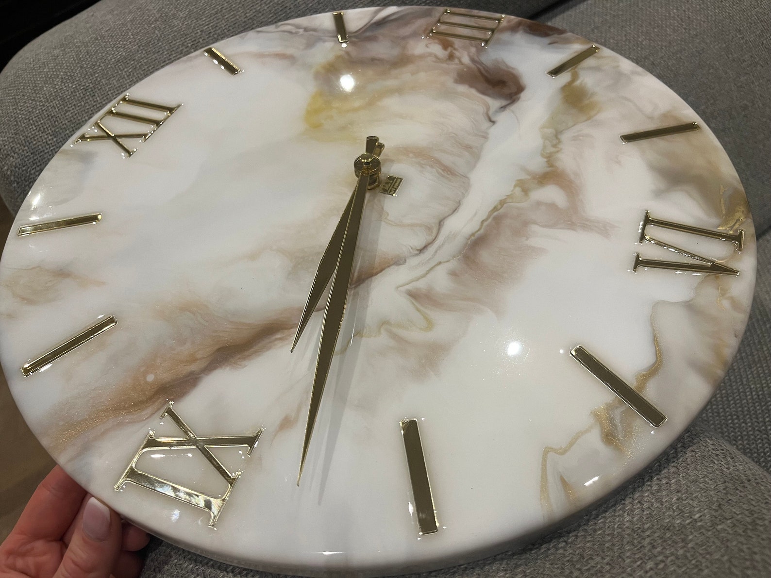 Wedding Gift Clock Light Beige Elegant Resin Marble Wall Clock With ...