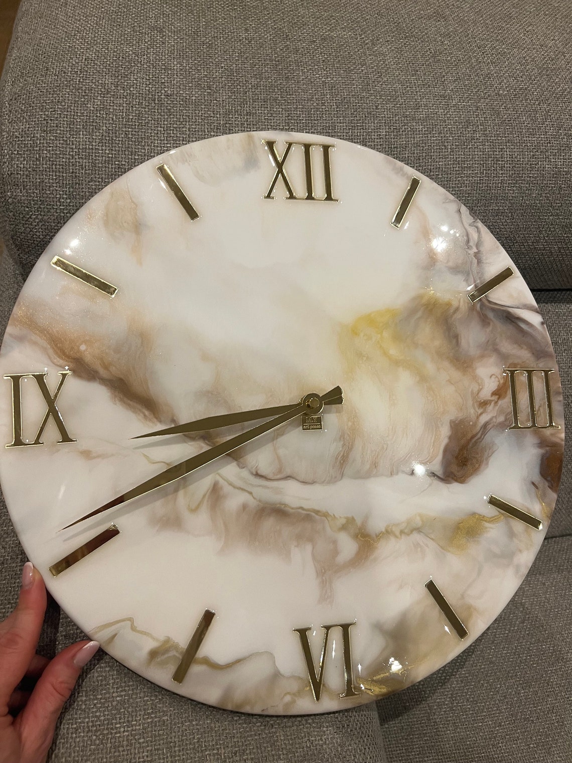 Wedding Gift Clock Light Beige Elegant Resin Marble Wall Clock With ...