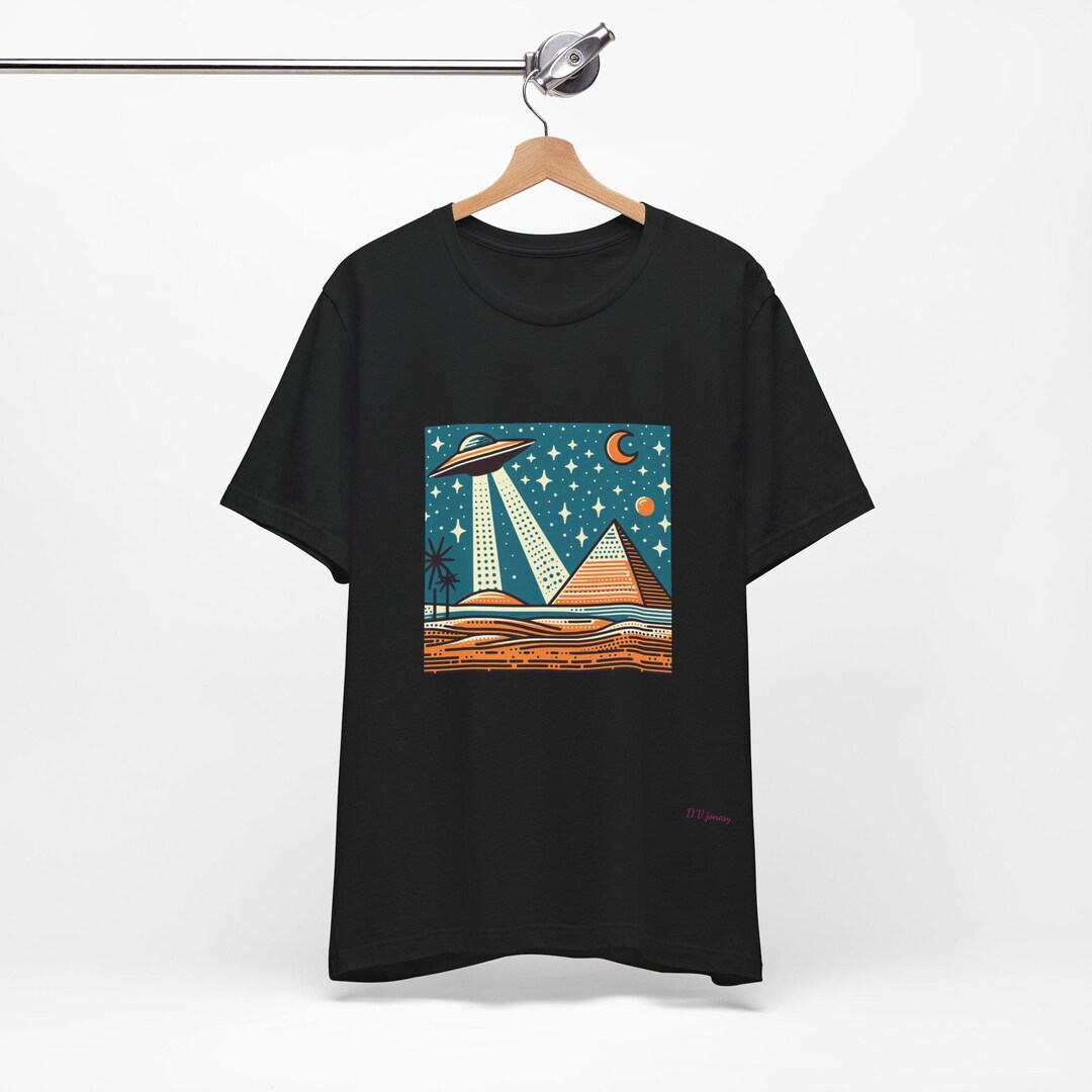 UFO Pyramid Desert Cartoon Tee, Alien Spaceship T-shirt, Mystical ...