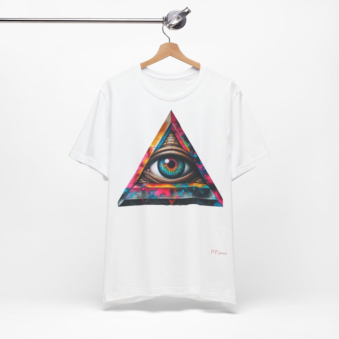 Graffiti Eye Tee Shirt, Unisex Top, Pyramid Design, Urban Streetwear ...