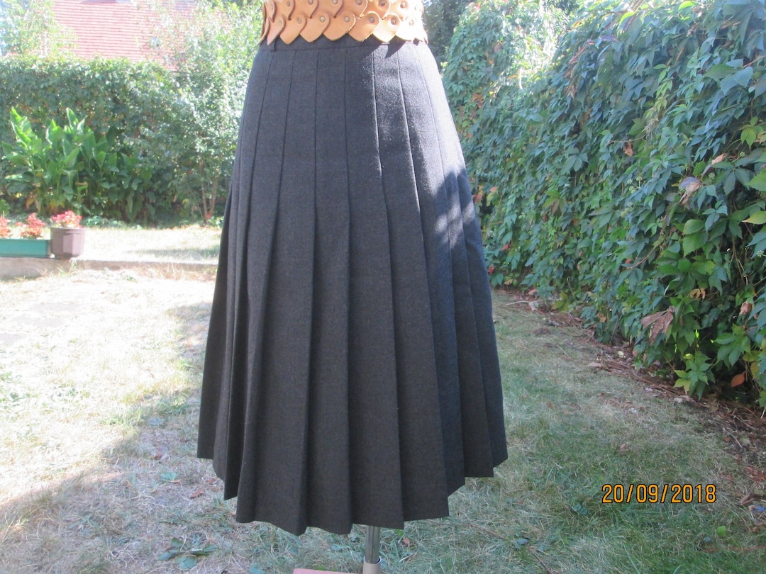 Rare Wool Skirt Vintage / Woolen Pleated Skirt / Pleated Wool Skirt ...