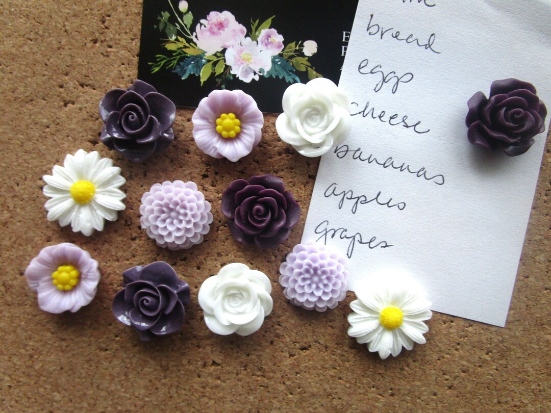 Push Pin Set, 12 Flower Thumbtacks, Purple and White, Cubicle Decor ...
