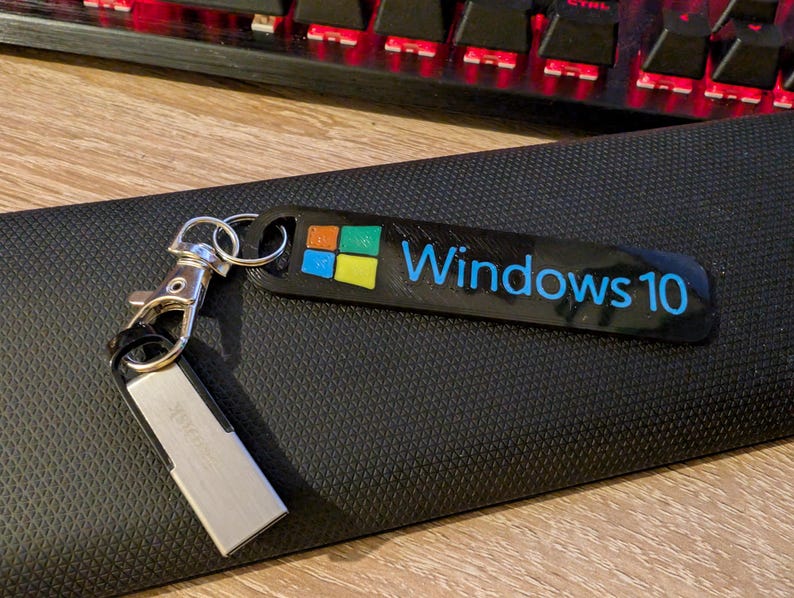 Custom USB Keychain Tag 3d-printed, System-specific - Etsy