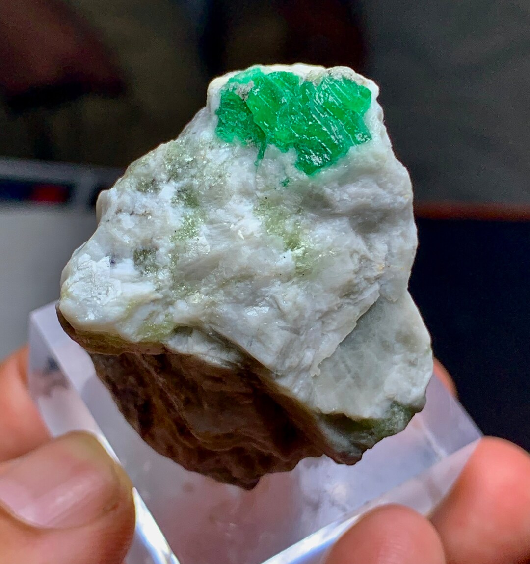 Natural Emerald Specimen/emerald on Matrix /quality Emerald Specimen/green Emerald Specimen ...