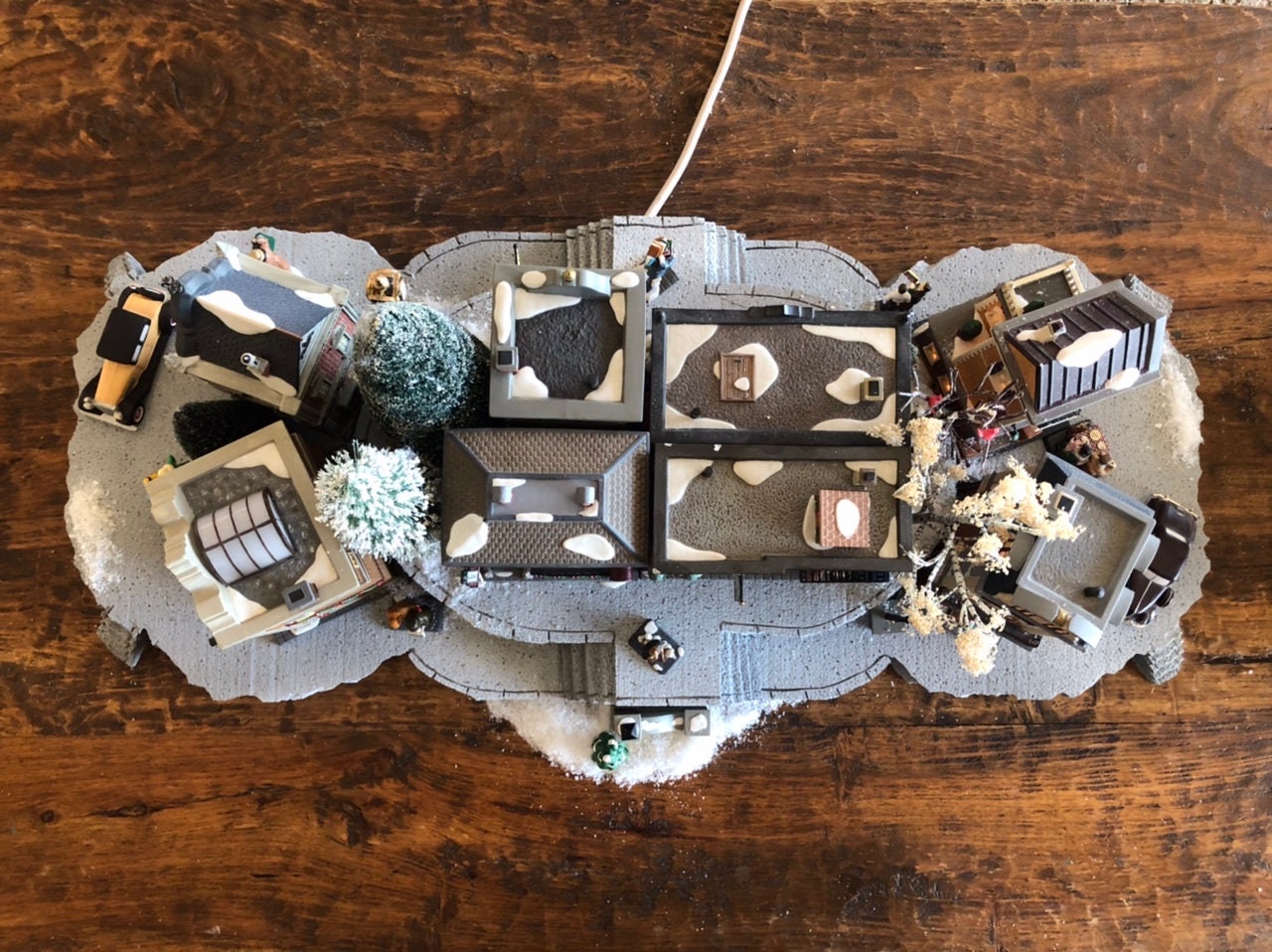 360-degree Centerpiece Display Platform (houses NOT Included) for Dept ...