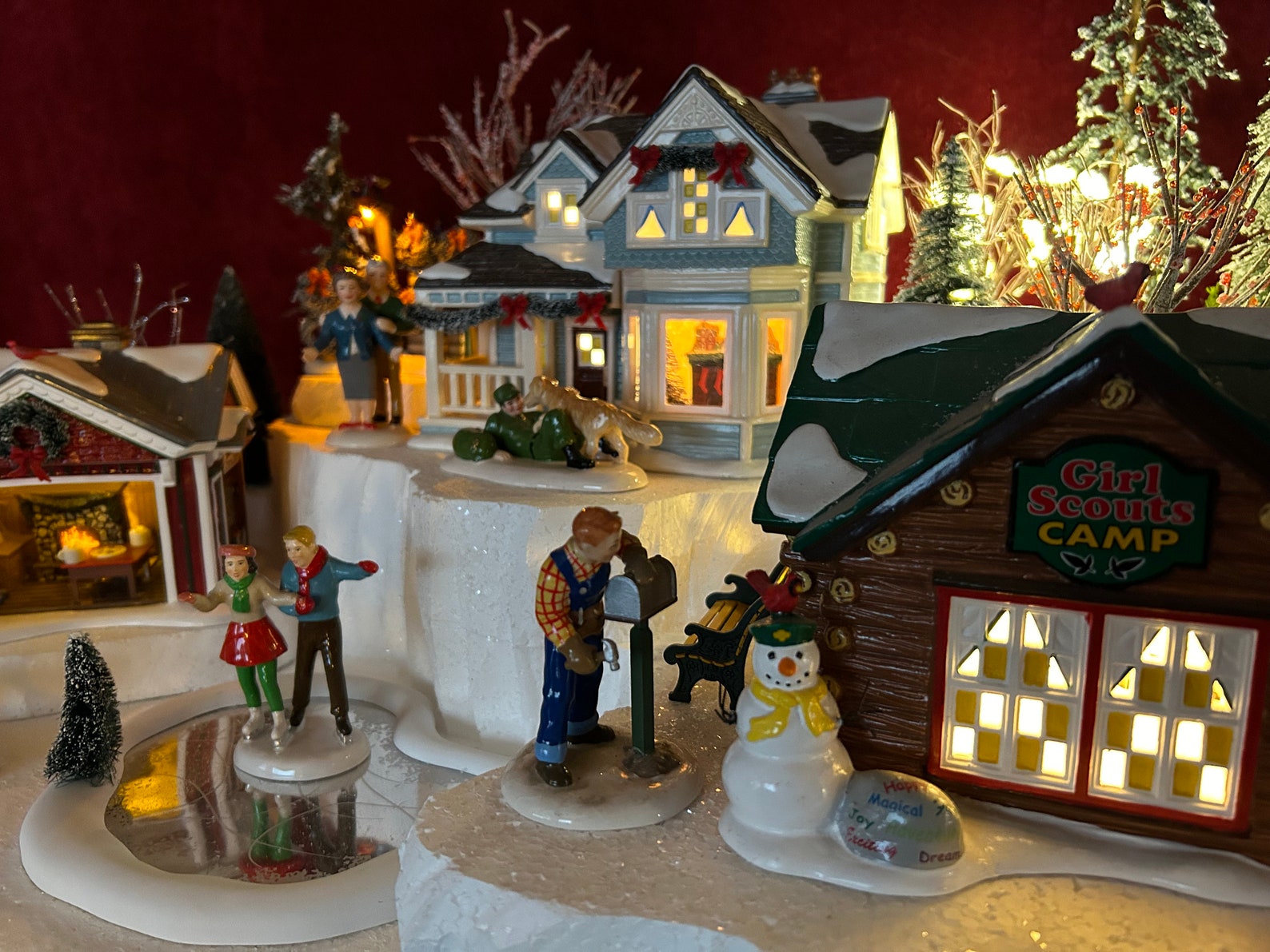 Vignette Display Platform/add-on Section (houses/accessories NOT ...