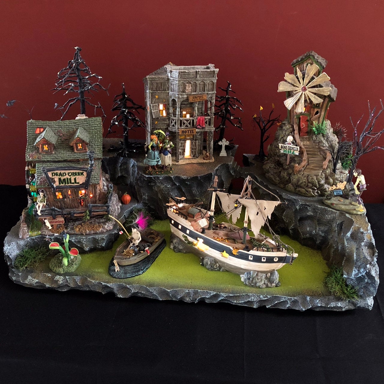 Swamp Cliff Display Platform for Dept 56 or Lemax Halloween - Etsy