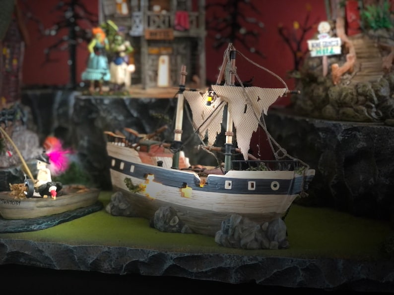 Swamp Cliff Display Platform for Dept 56 or Lemax Halloween - Etsy