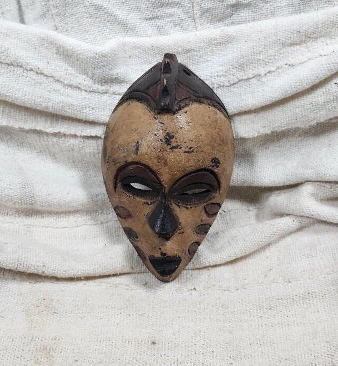 Small Bashi Mask | African Wall Art | FREE SHIPPING - Etsy