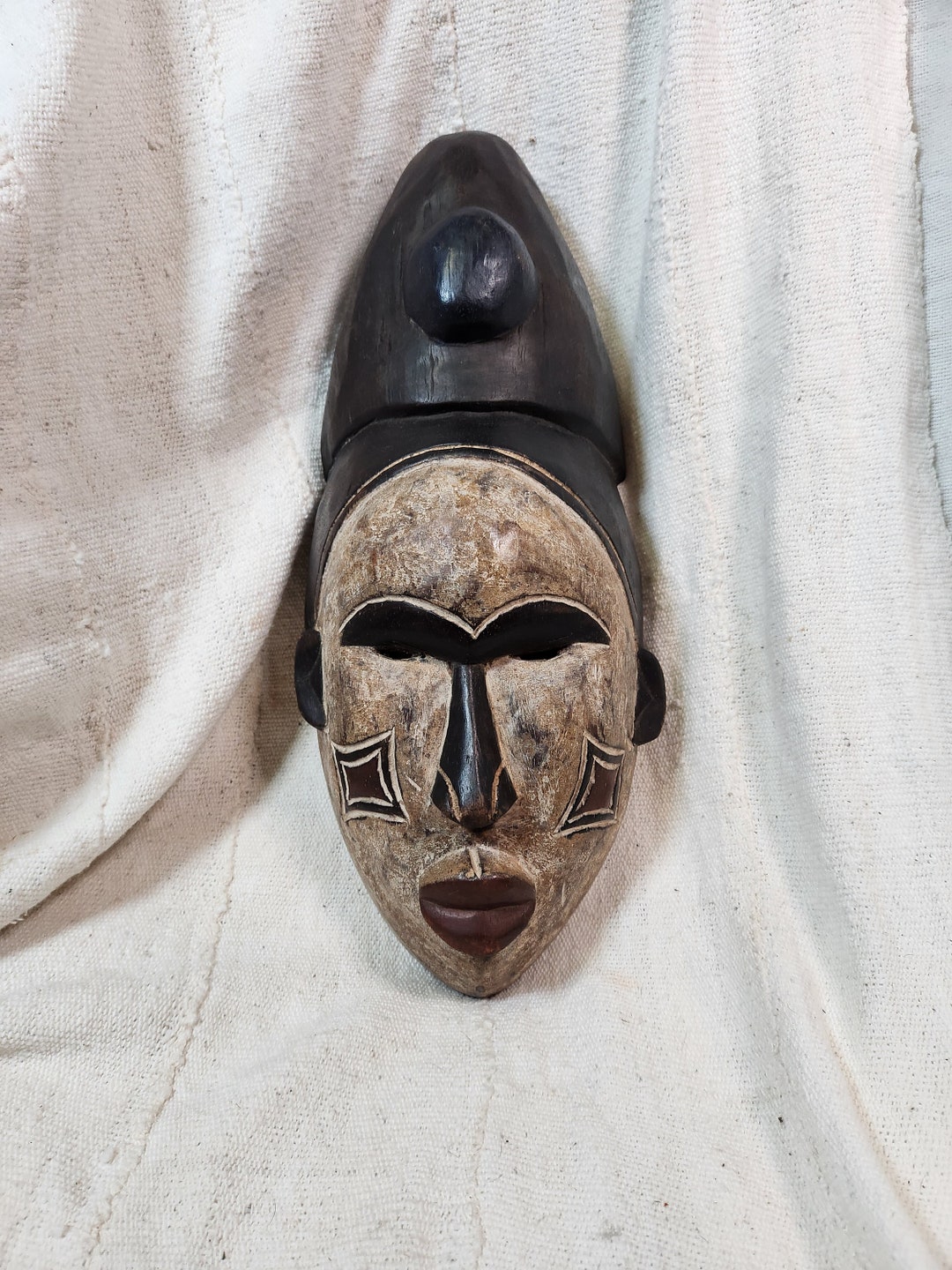 Vintage | Gabonese Punu Mask | African Wall Art | FREE SHIPPING - Etsy