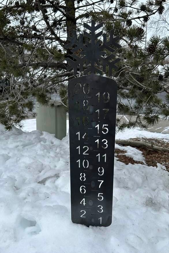 Snow Depth Gauge | Winter Snow Stake | Metal Art | Yard Art | Snowman ...