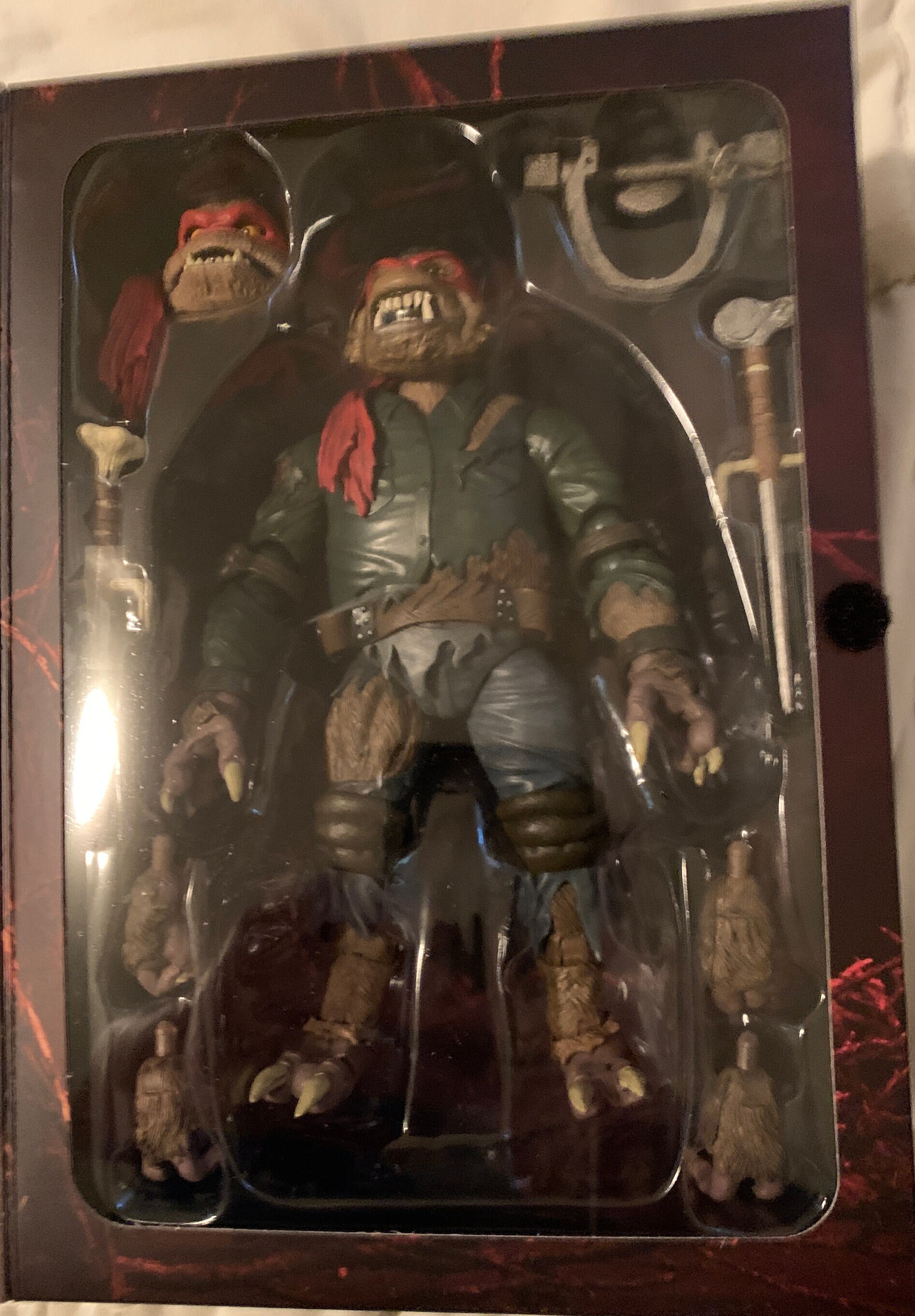 NECA and Universal Monsters TMNT Raphael as the Wolfman 7 Inches ...