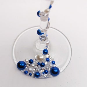 Custom Pearl Rhinestone Wine Glass - Etsy
