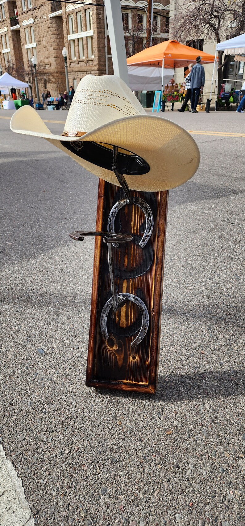 Wood and Horseshoe Hat Rack - Etsy