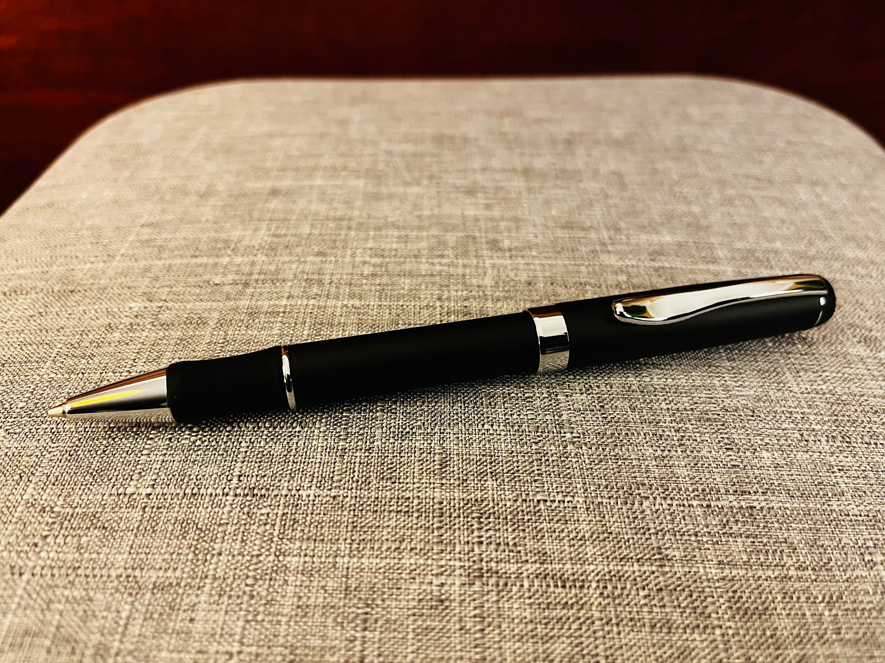 Brass Executive Black Ball Point Pen With Silver Trim, Classic Style ...