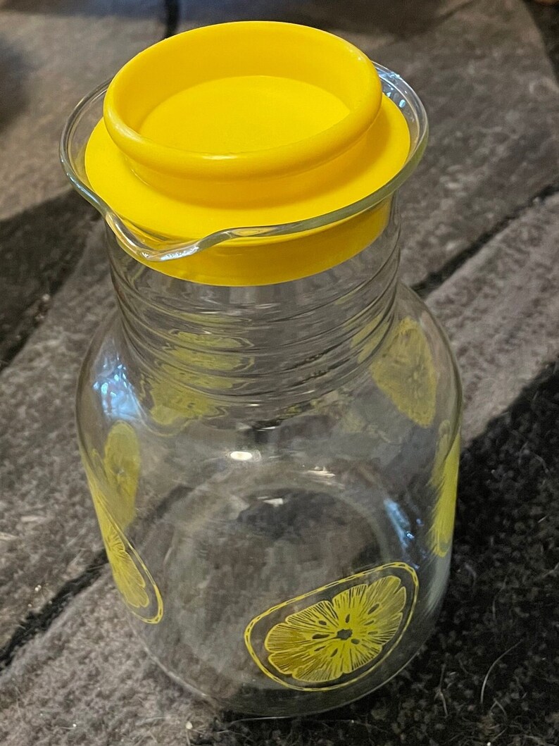 Vintage Pyrex Glass Juice Pitcher Carafe With Lid 1.5 Qt - Etsy