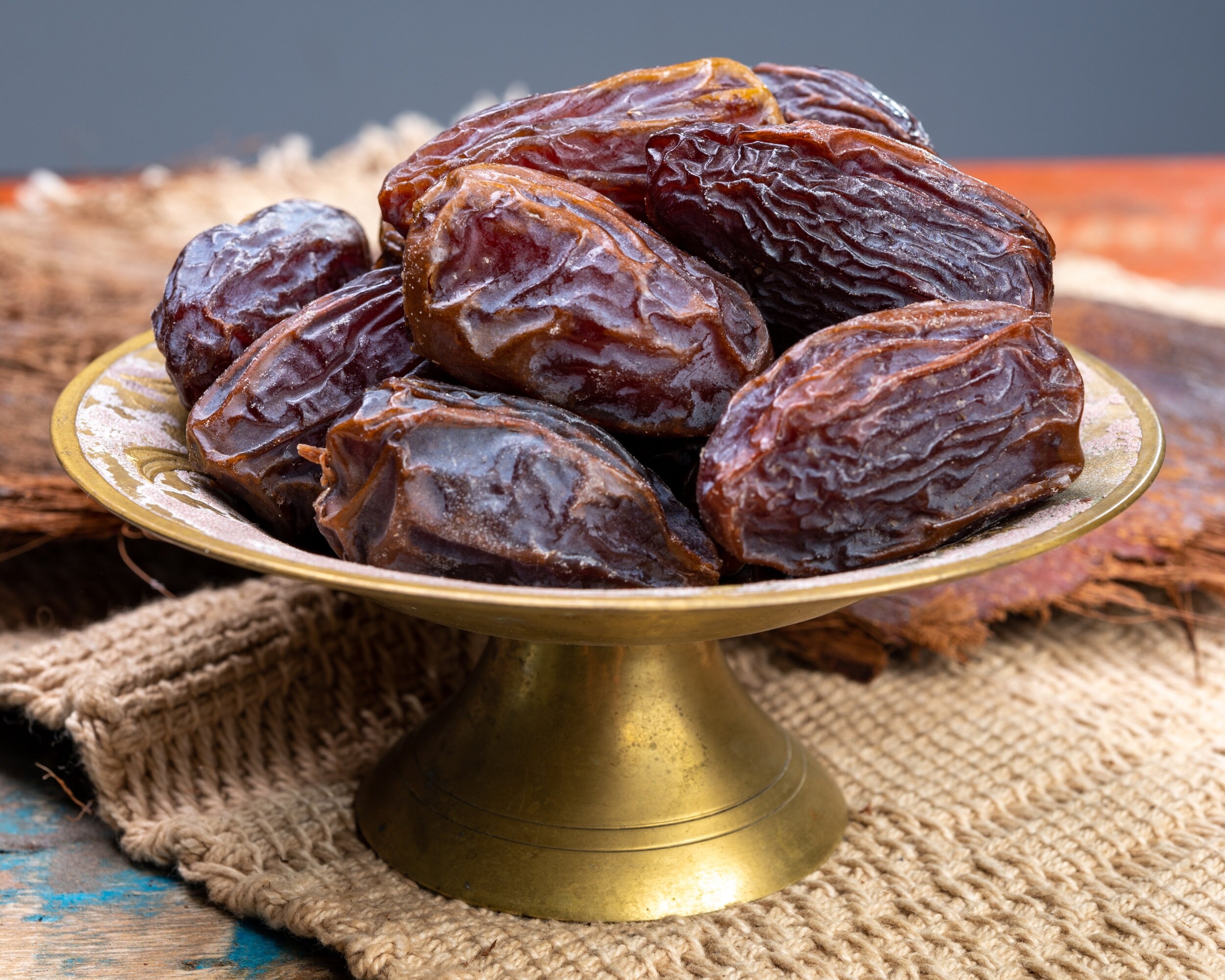 Organic Medjool Dates, Palestinian Medjool, Premium Jerusalem Medjool ...