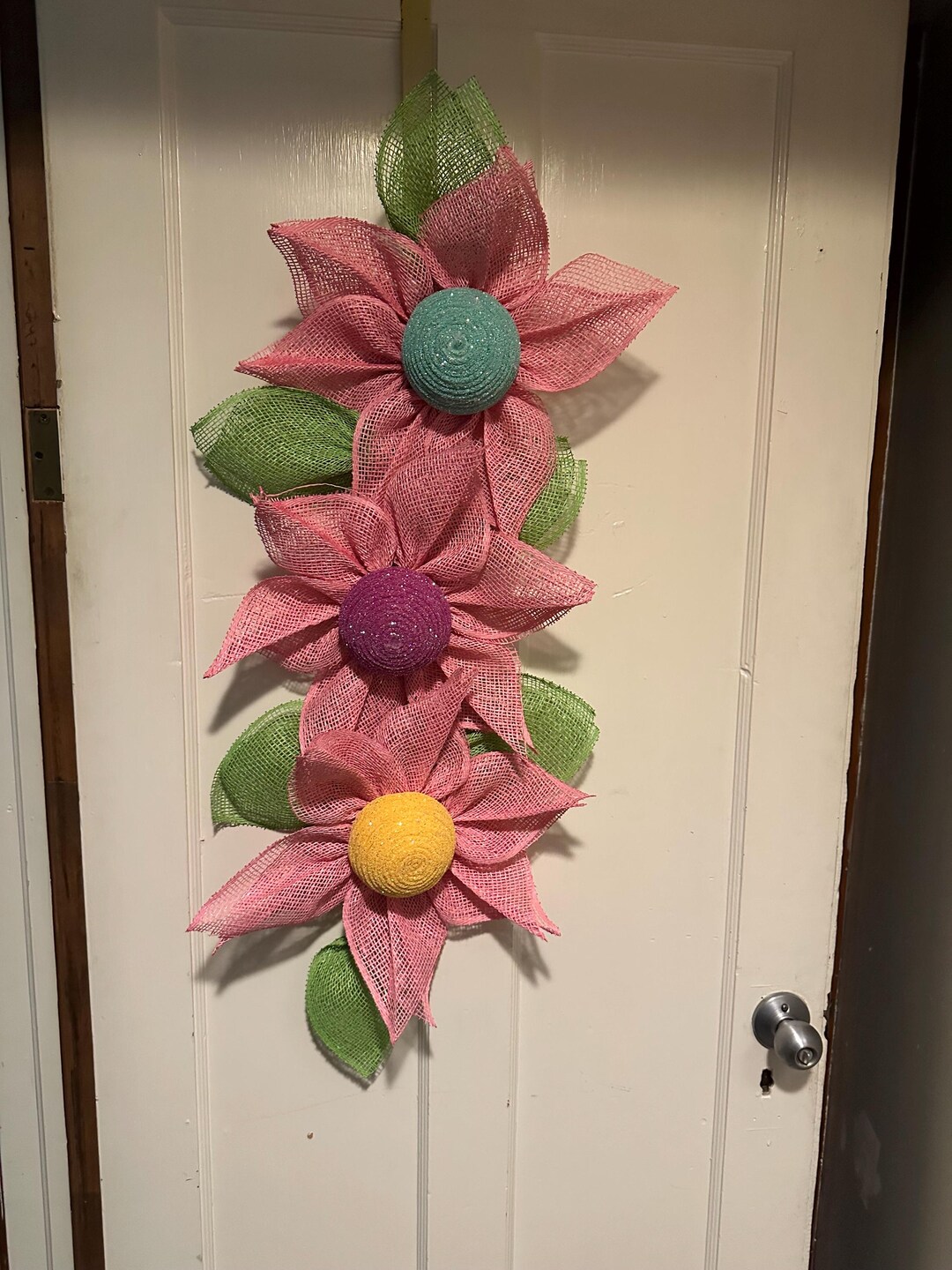 3 Flowers Rail Wreath - Etsy