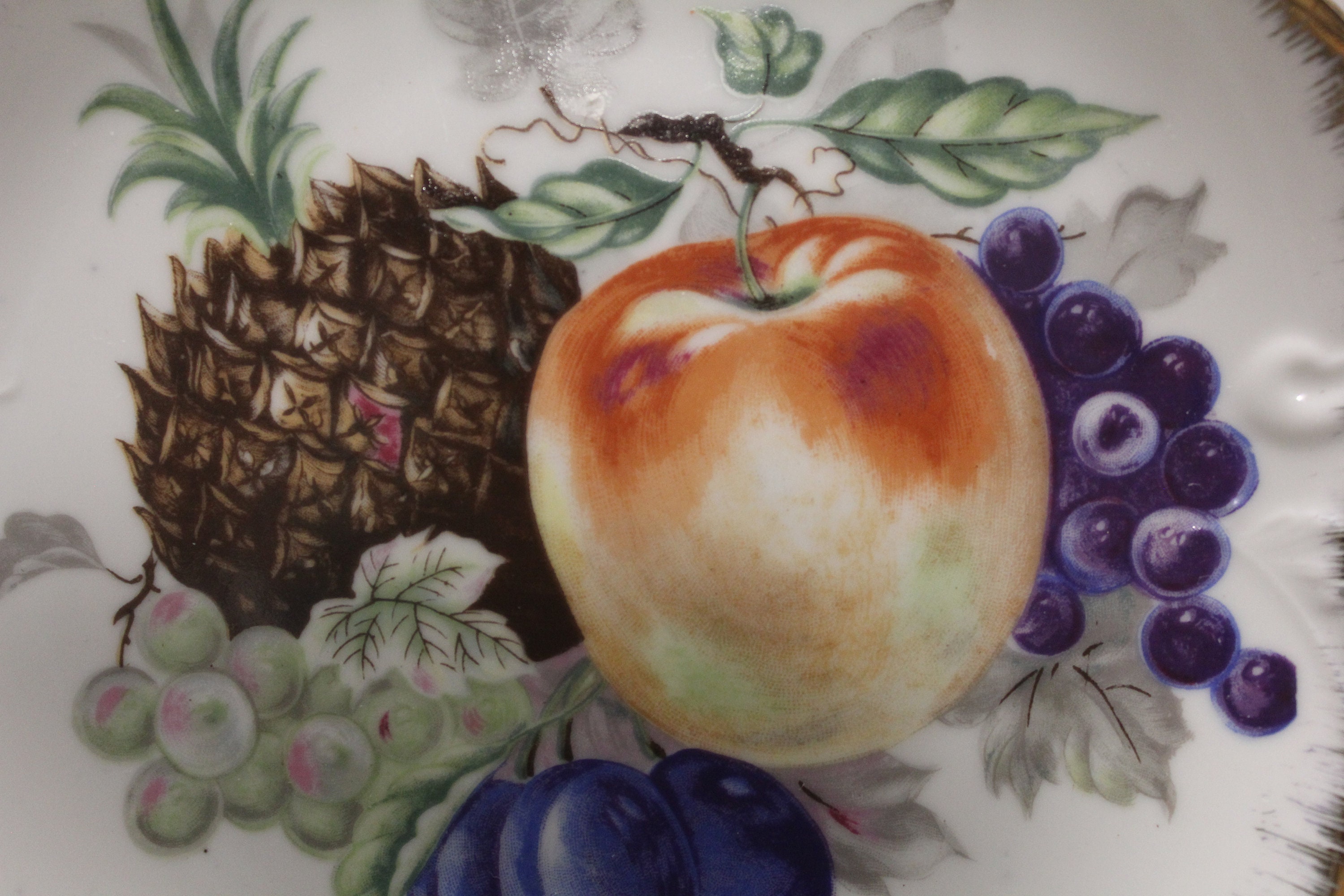 Vintage Set of 3 Fruit Motif Plates, Wall Decor, Scalloped Edges, F.T.C ...