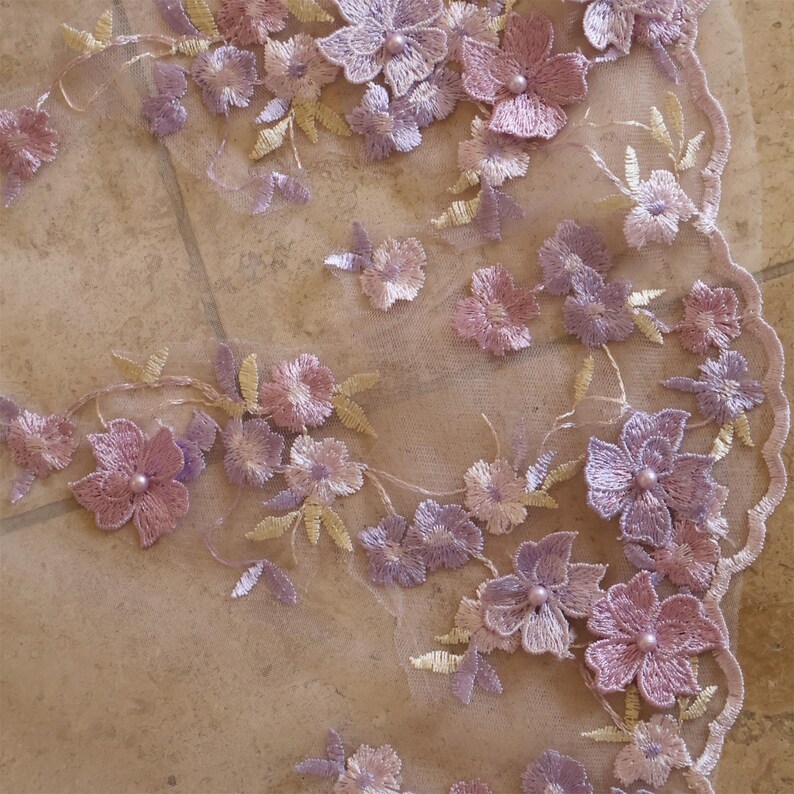 Metal Comb Veil Lavender Violet Flower Lace Wedding Veil Pearl Flowery ...