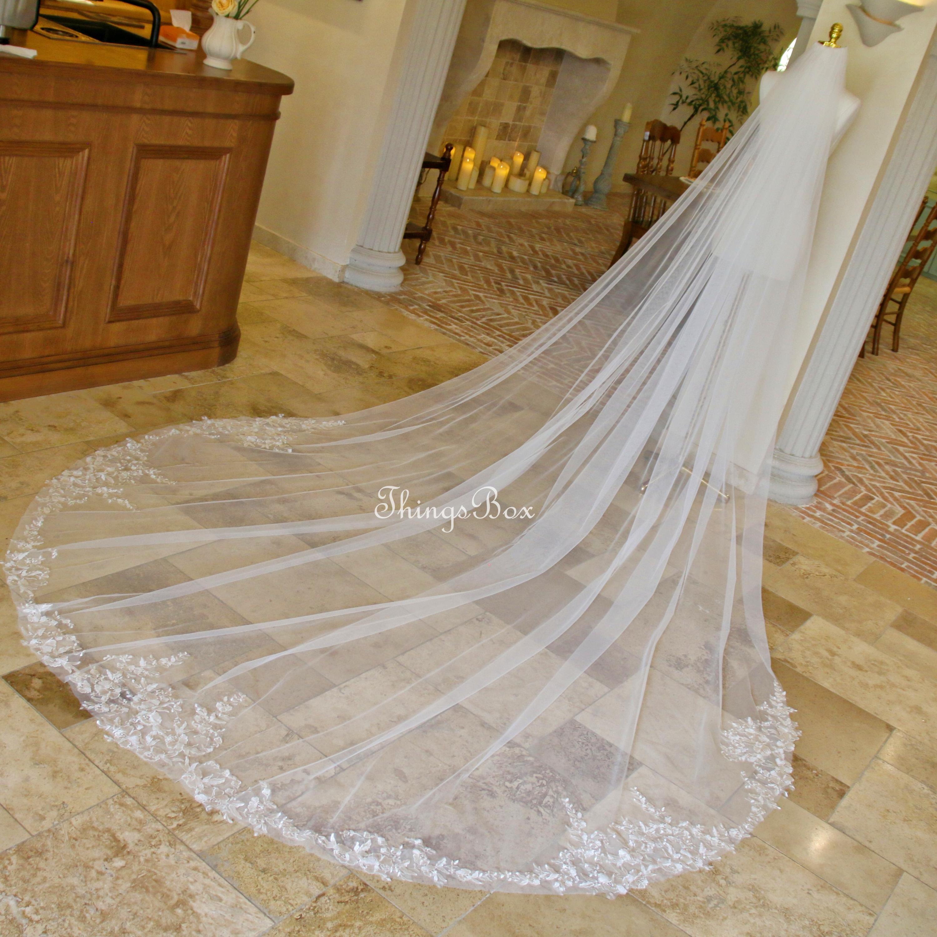 Delicate Floral Lace Bridal Veil Leaves Pattern Veil, Ivory Sheer Tulle ...