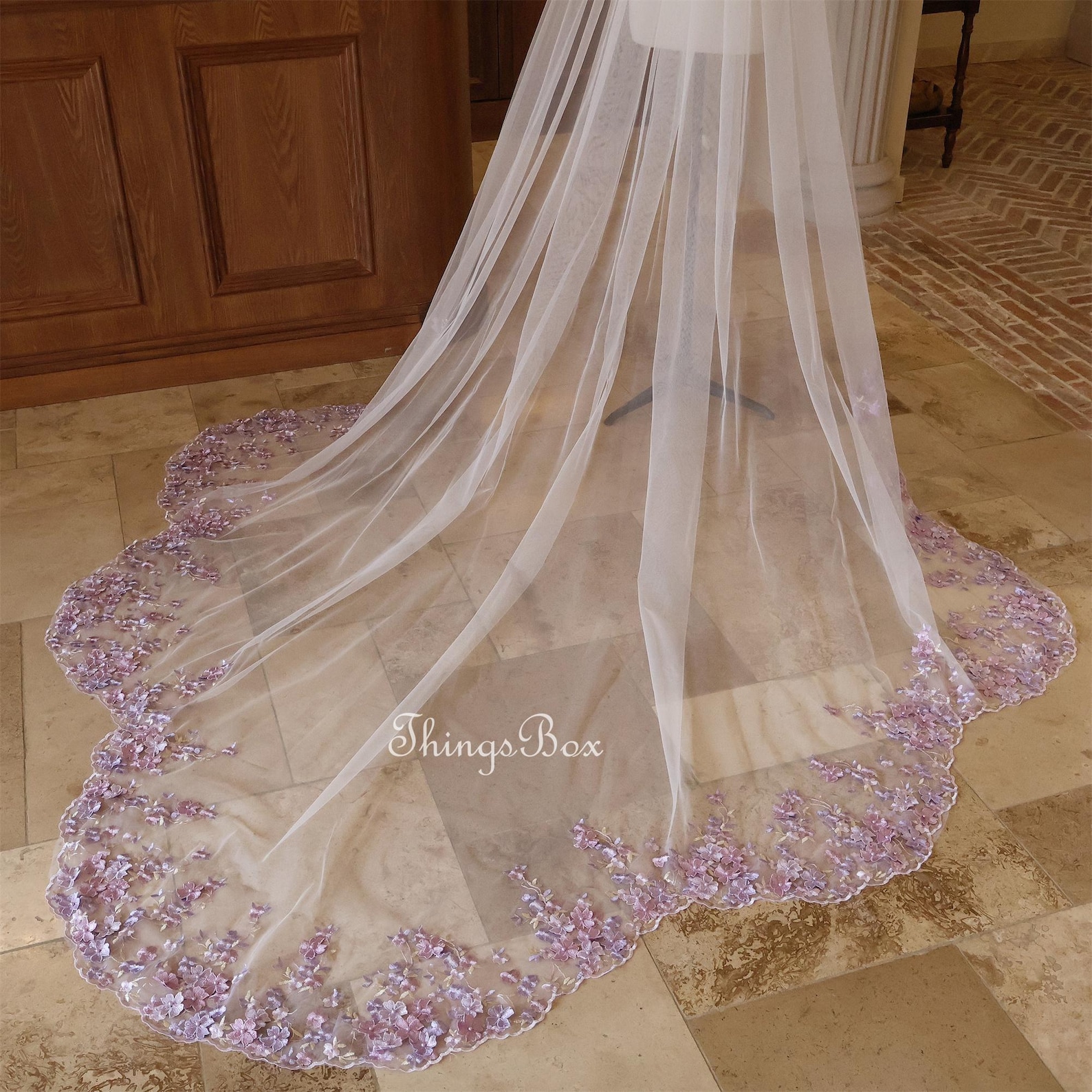 Metal Comb Veil Lavender Violet Flower Lace Wedding Veil Pearl Flowery ...