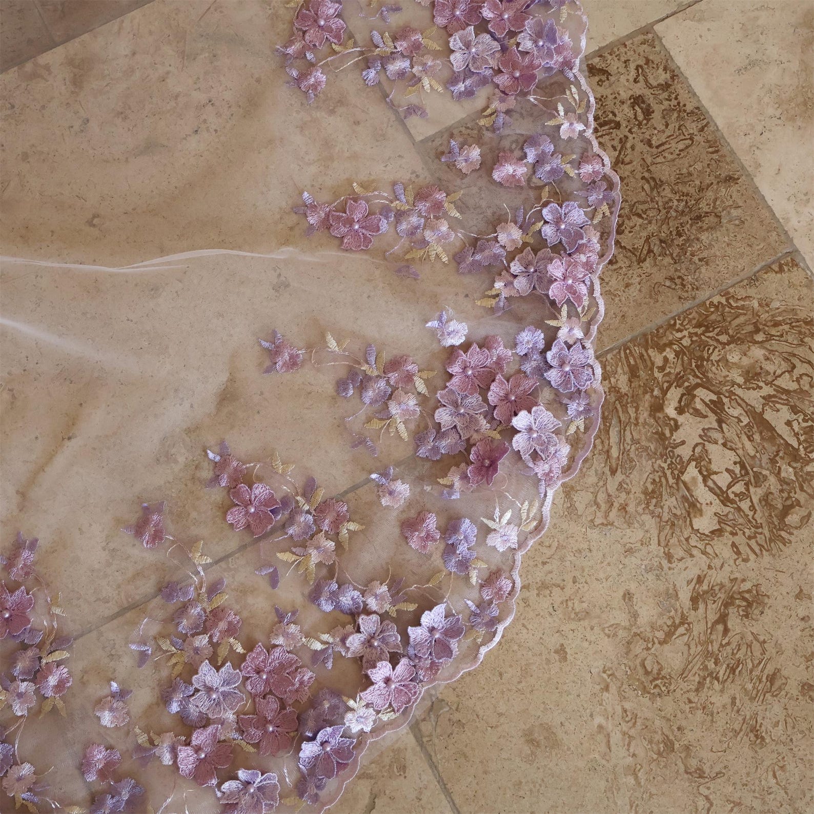 Metal Comb Veil Lavender Violet Flower Lace Wedding Veil Pearl Flowery ...