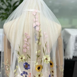 Colorful Flowers Lace Applique Wedding Veil, Tulle Bridal Veils Short ...
