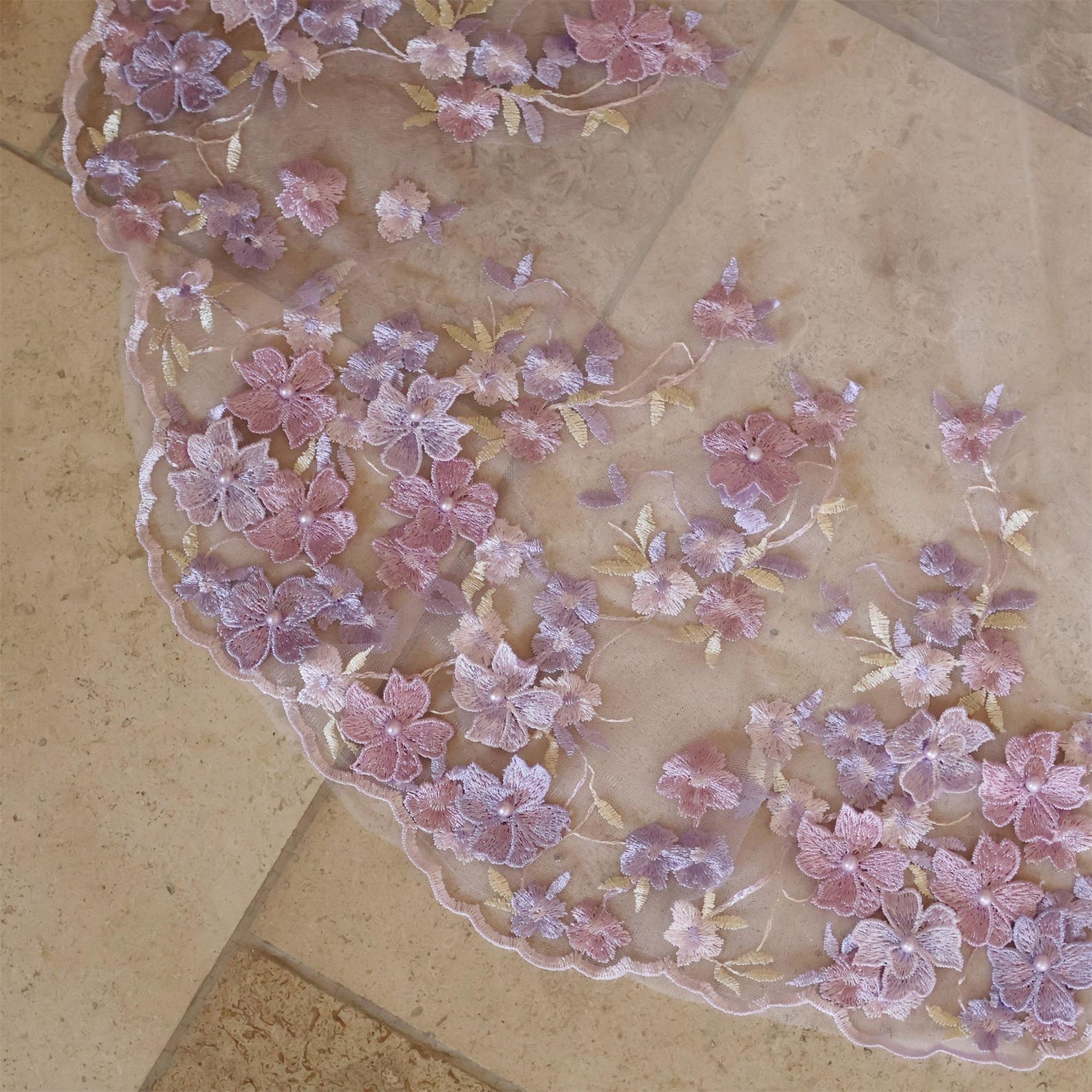 Metal Comb Veil Lavender Violet Flower Lace Wedding Veil Pearl Flowery ...