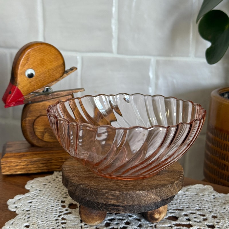 Rosaline Swirl Glass Bowl - Etsy