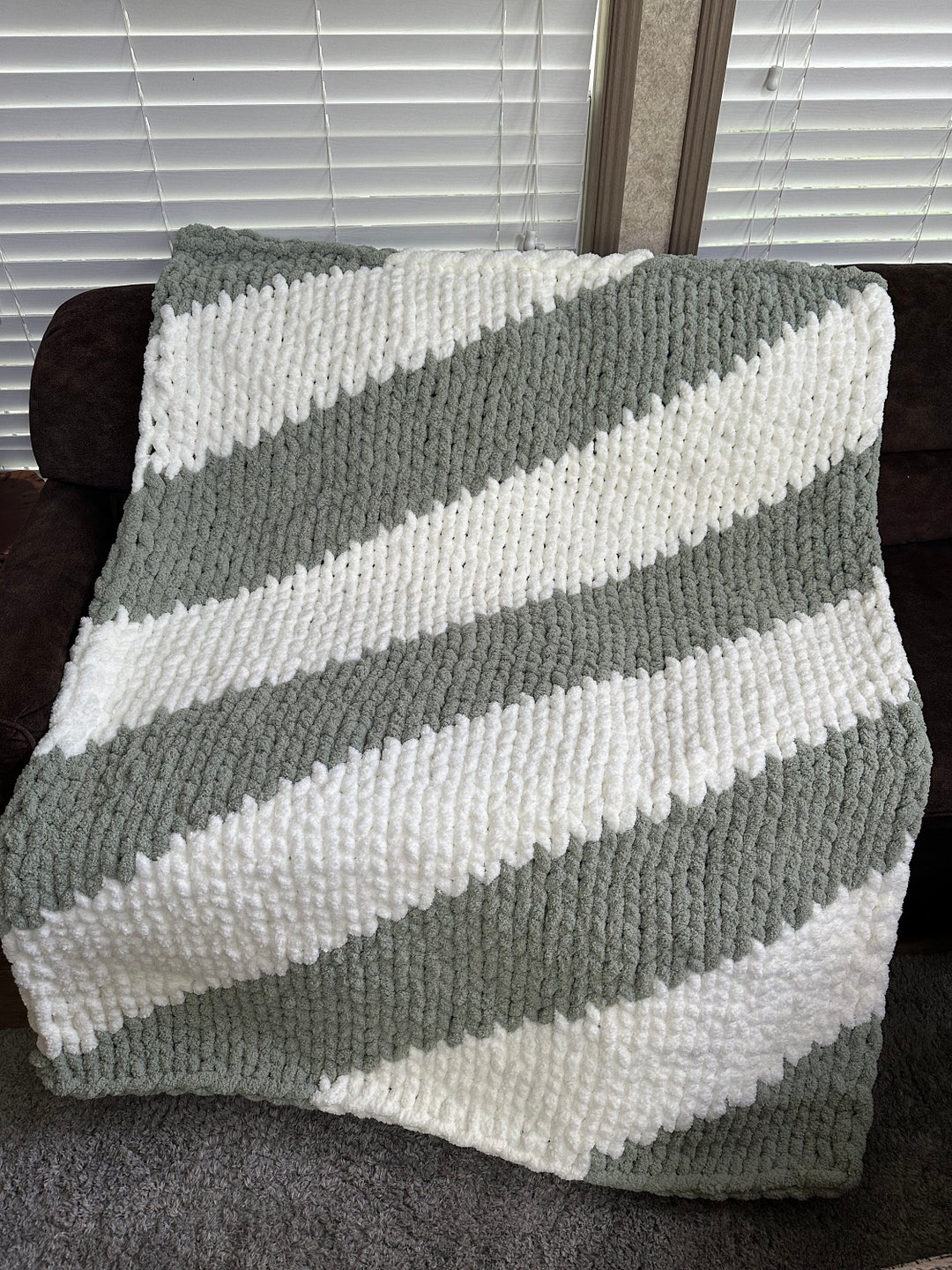 Diagonal Blanket-size Medium-handmade Soft Chunky Chenille Knit Blanket ...