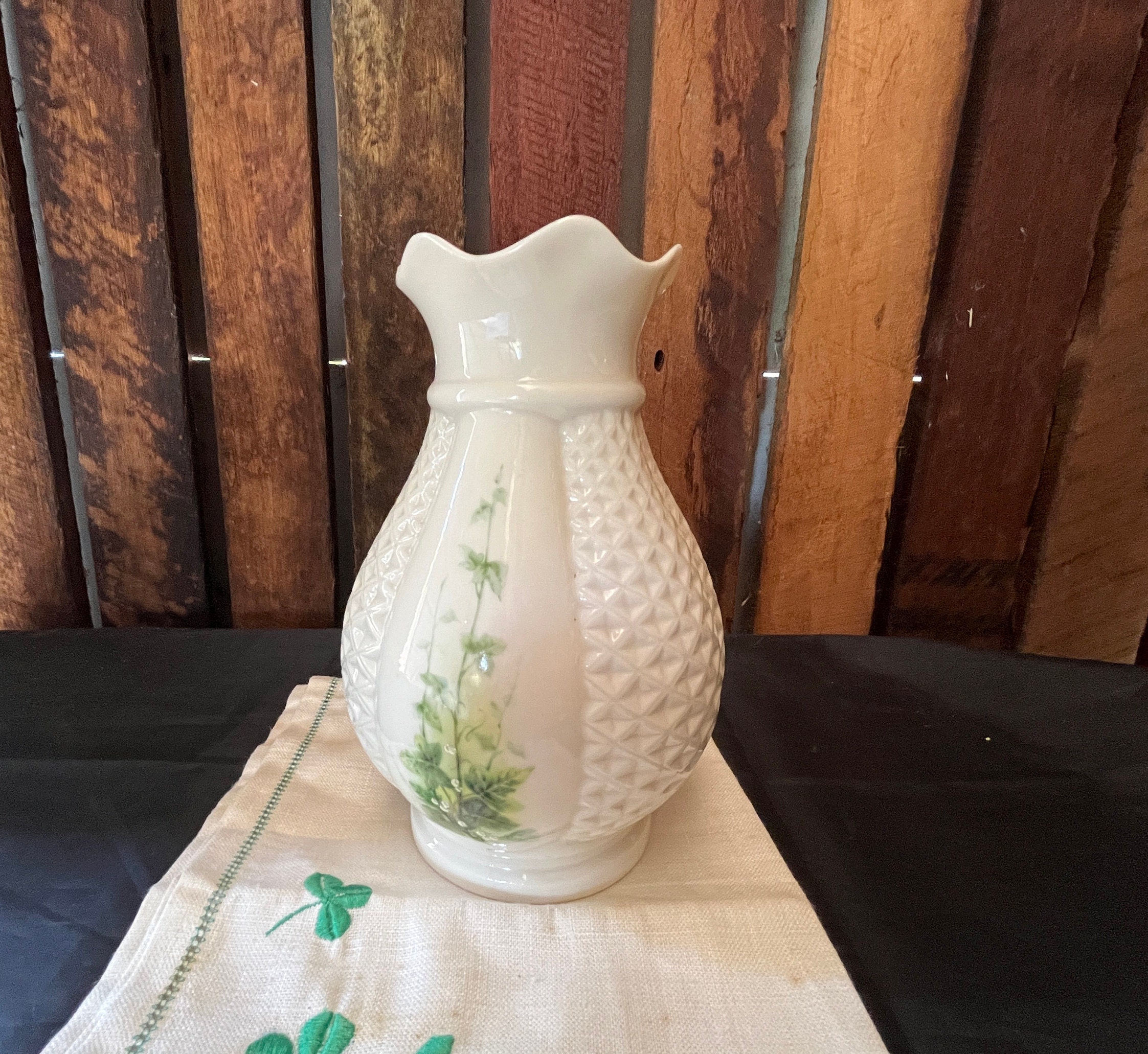 Irish Donegal Parian Bone China Vase-vintage. 17cm- 1970's - Etsy