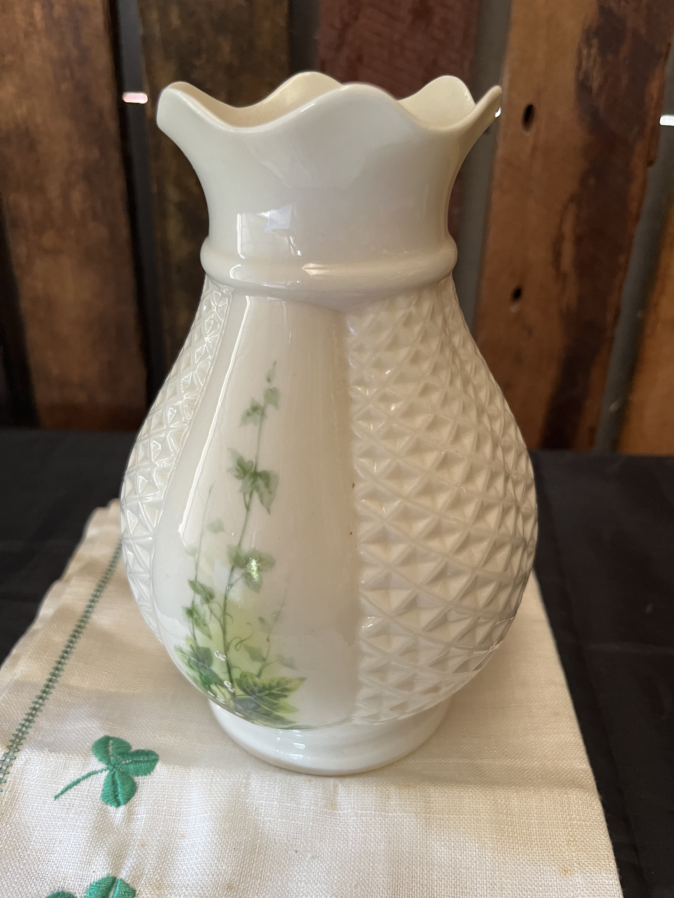 Irish Donegal Parian Bone China Vase-vintage. 17cm 1970's - Etsy