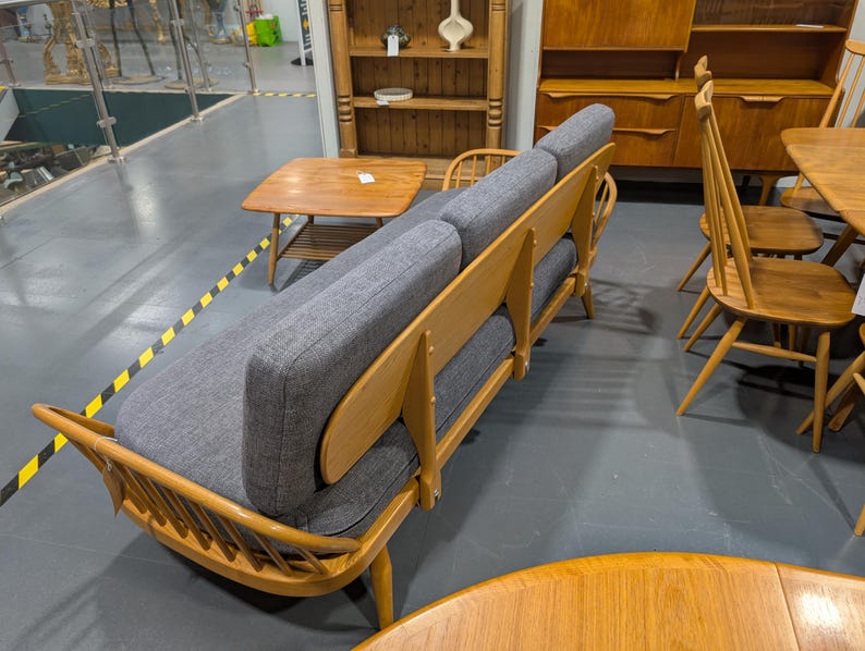Ercol Studio Couch Model 355 - Etsy UK