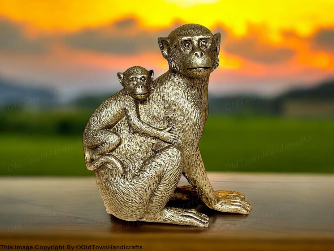 Resin Female Monkey With Baby Statue Handcrafted Animal Decor for Home ...