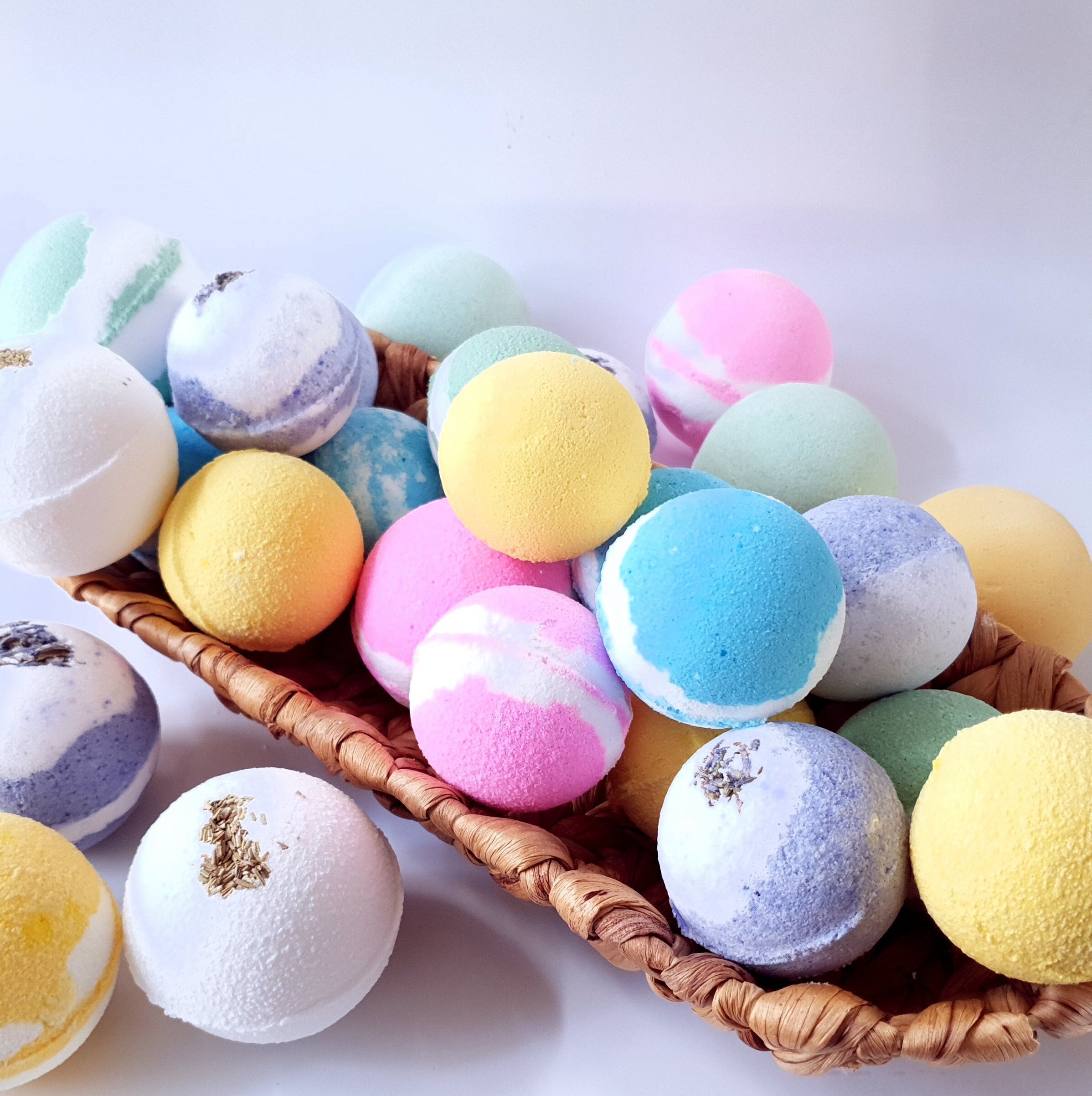 Set of 4 Handmade Bath Bombs Medium Size | All Natural With Essential ...