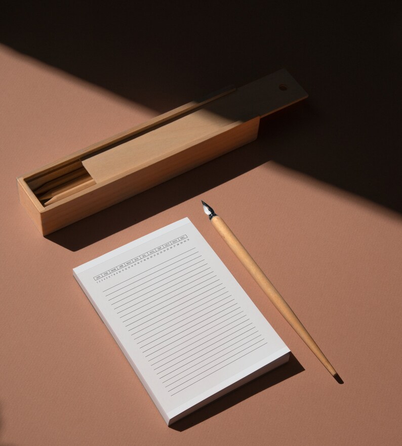 Minimalist Note Pad With Blank Lines, Month and Date, Printable Blank ...