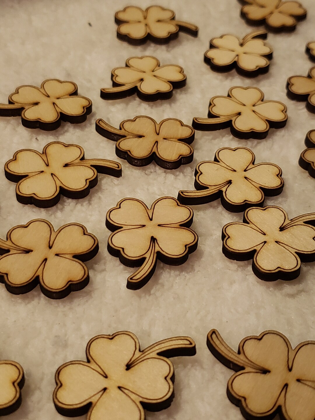 25 St. Patrick's Day Four Leaf Clover 3mm Birch Wood. - Etsy